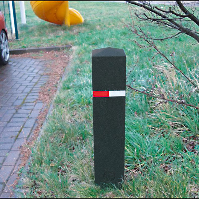 Berkeley Recycled Rubber Bollard | IndustraCare